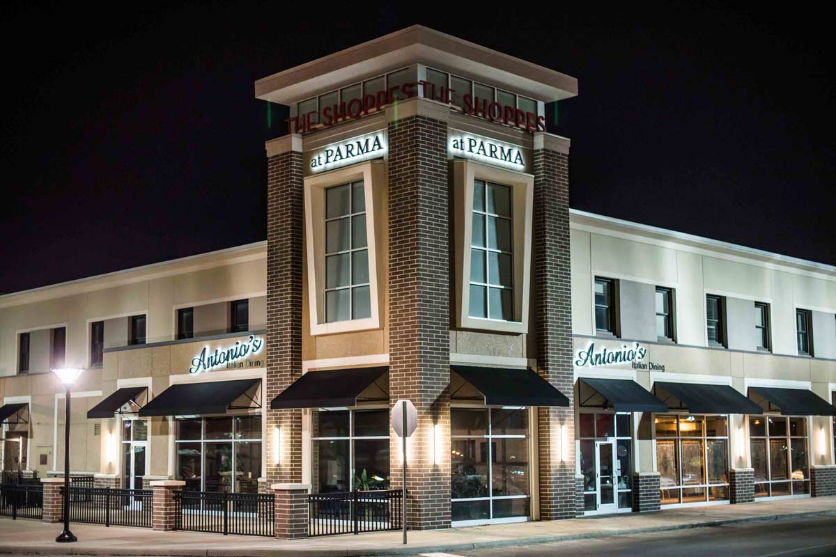 The Shoppes at Parma – BlinkSigns Portfolio