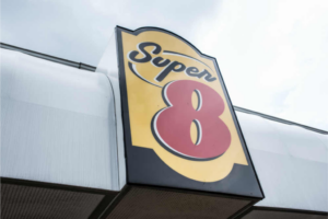 Super 8 Hotel Signage – BlinkSigns Portfolio