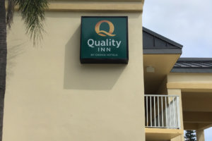 Quality Inn Signage by BlinkSigns