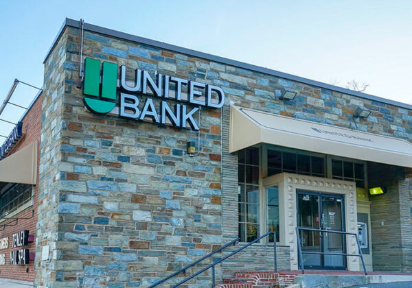 Custom Lit Acrylic Signs | BlinkSigns